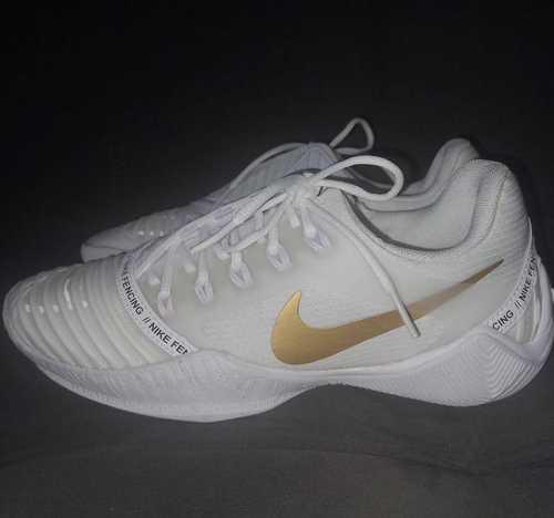 Кроссовки для фехтования Nike р-р 38,5 EUR