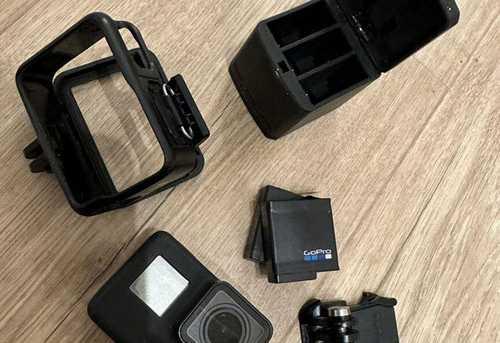 GoPro hero 7 black + зарядка на 3 аккумулятора
