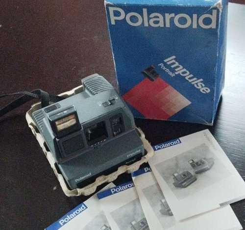 Фотоаппарат моментальный polaroid