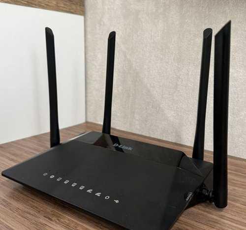 Wi-Fi Роутер D-Link черный / DIR-825