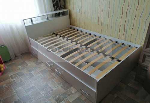Kровать 120x200 с ящикaми