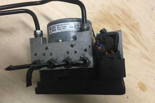5Q0614517C Блок ABS Volkswagen Golf 7