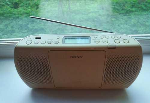 Магнитола CD Sony ZS-PE40CP