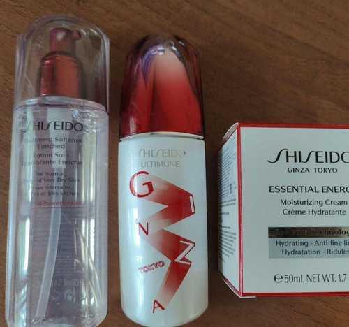 Shiseido набор по уходу за кожей лица