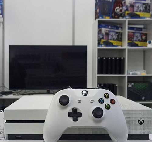 Xbox One S 500 гб