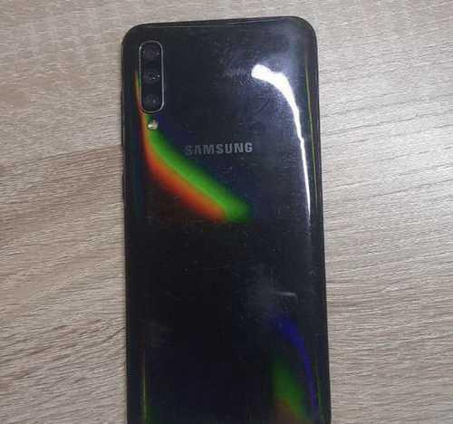 Samsung Galaxy A50, 4/64 ГБ