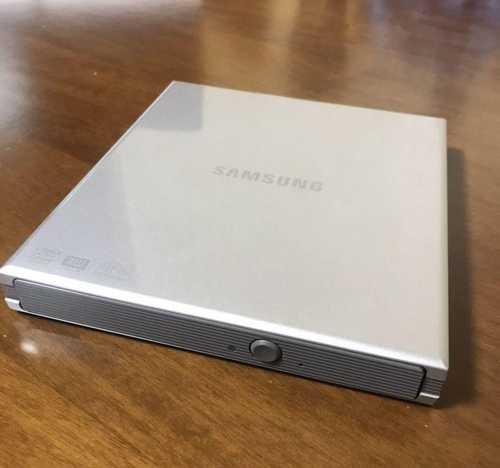 Внешний пишущий dvd-привод Samsung Model SE-S084