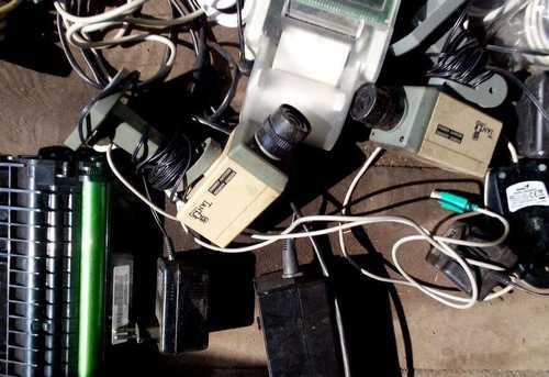 Камеры наблюбения картридж шнуры всякие для компа