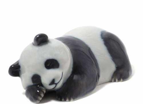 Фарфоровая фигура "Спящая панда". Royal Copenhagen