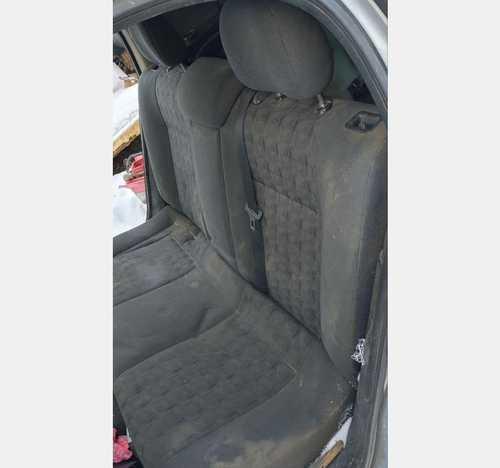 Сиденья задние Opel Astra G