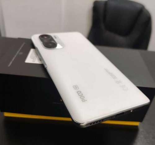 Xiaomi POCO F3, 6/128 ГБ