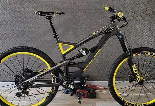 YT Capra CF Pro Race 27.5 L