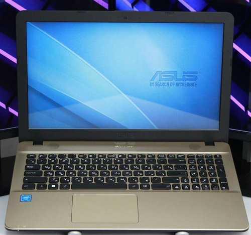 15.6" asus N3060 Intel HD 4 RAM 240 SSD DVD-RW