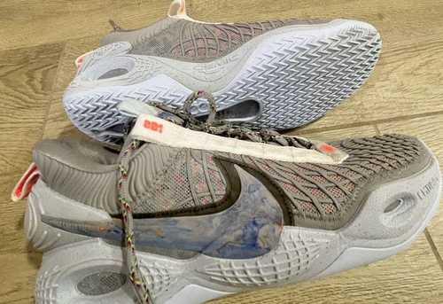 Nike cosmic unity 10US