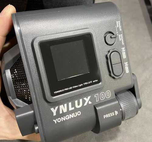 Видеосвет yongnuo ynlux100