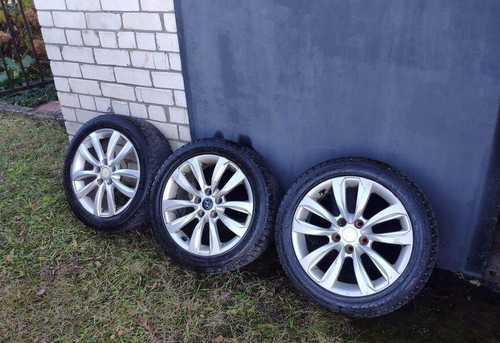 Зимние колеса 215/50 R17 Hakka7, разболтовка 114.3