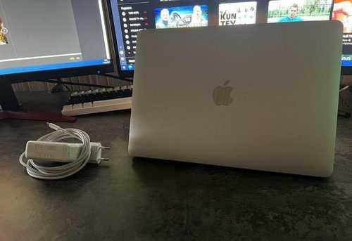 Macbook Pro 13 2020 touch bar M1
