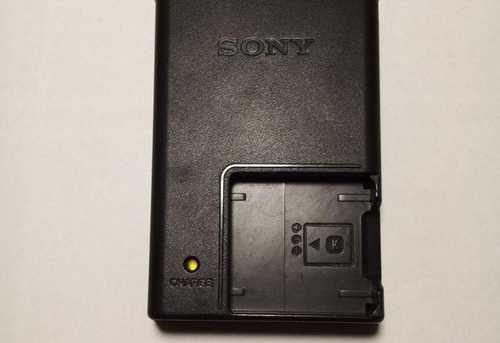 Зарядное устройство Sony BC-CSK