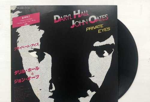 0730 Daryl Hall & John Oates – Private Eyes