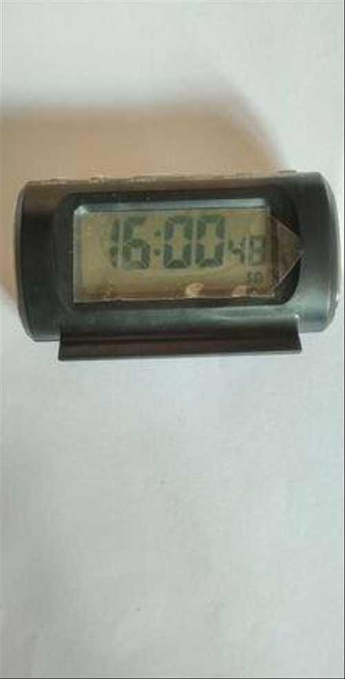 Электронные часы с термометром