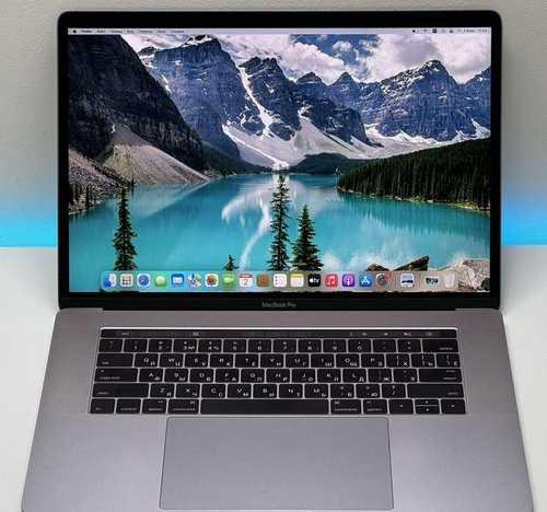 MacBook Pro 15 (2016), 256 ГБ, Core i7, 2.6 ГГц, RAM 16 ГБ, Radeon Pro 450 2 ГБ