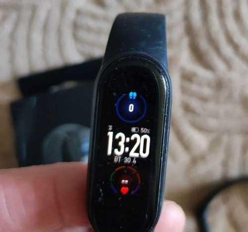 Фитнес браслет xiaomi mi band 5