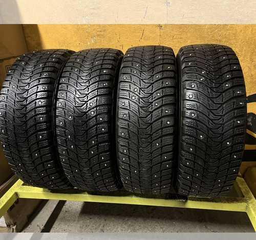 Michelin X-Ice North 3 195/65 R15