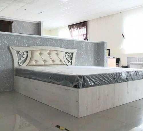 Кровать резная Версаль 1,6 м береза