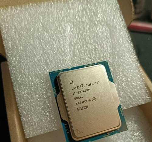 Игровой процессор Intel i7-12700KF