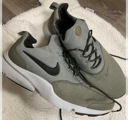 Кроссовки мужские nike р 45