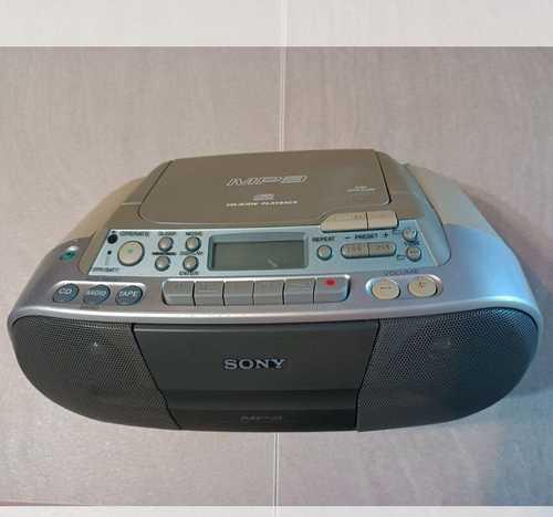 Sony CFD-S03CP магнитола MP3,CD, кассеты, радио