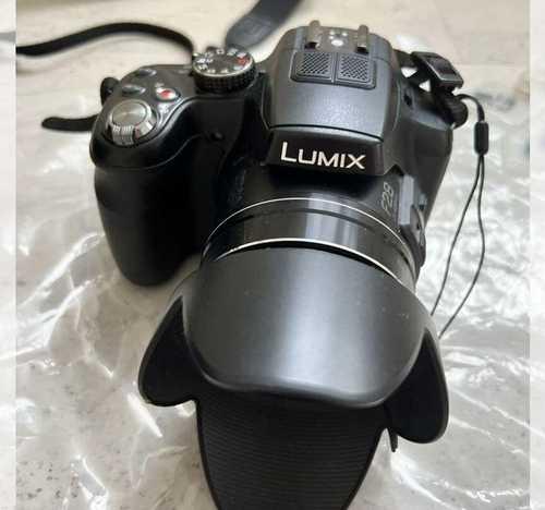 Panasonic DMC-F2200 LuMIx
