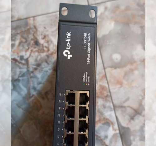 Коммутатор tp link tl-sg1048