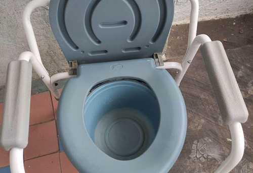 Санитарное кресло туалет