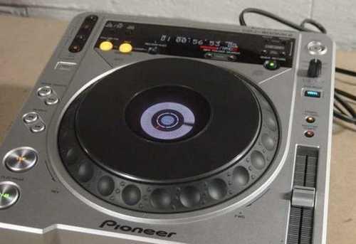 Проигрыватель pioneer CDJ-800 MK2