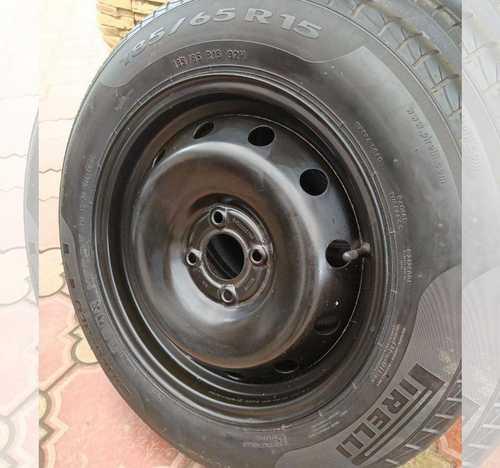 Pirelli Cinturato P1 185/65 R15