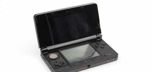 Nintendo 3DS 32 GB (CTR-001 Luma) Black