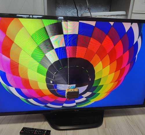 Яркий 42" DVB-T2 Телевизор LG 42LN540V