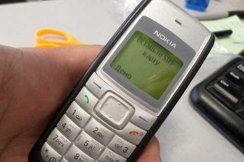 Nokia 1100 в новом корпусе полностью рабочая