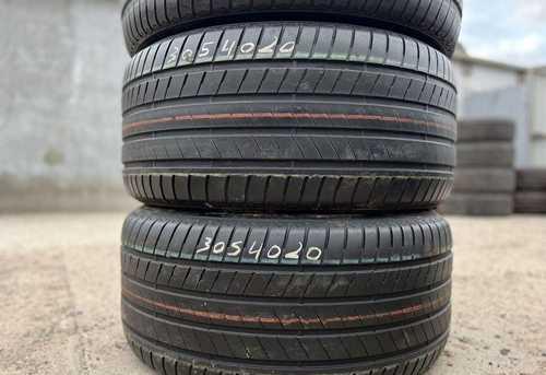 Bridgestone Alenza 001 305/40 R20