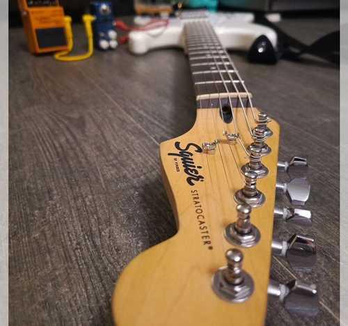 Электрогитара fender squier