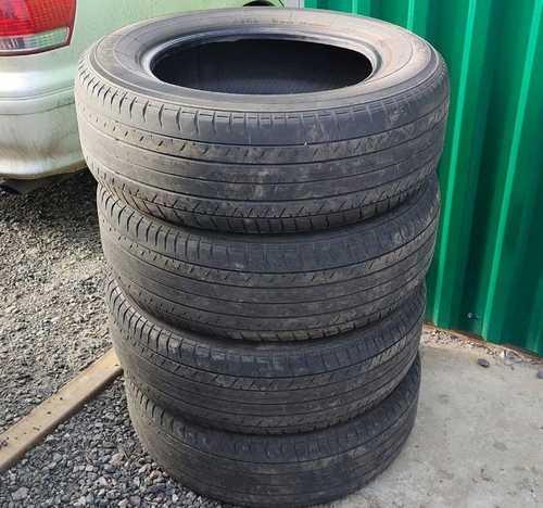 Yokohama Advan A005 215/65 R16 98H