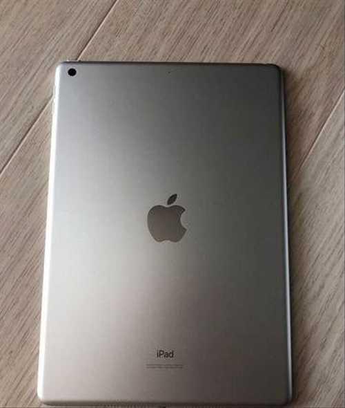 iPad 7th Gen 128 (Wi-Fi) Серебристый
