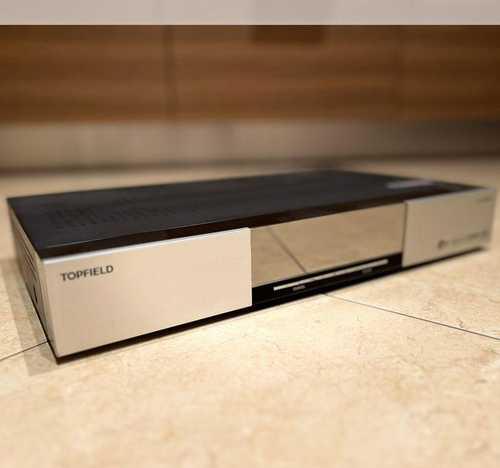 Спутниковый ресивер Topfield TF-7710 HD PVR silver