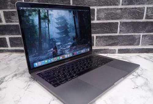 Ноутбук MacBook pro 13 2018