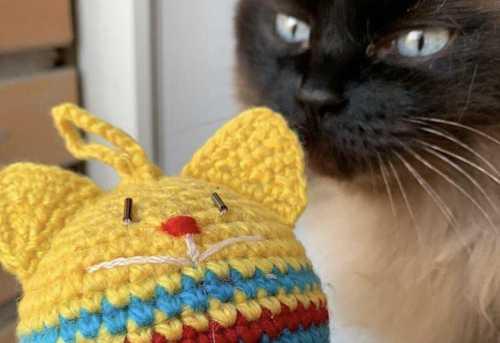 Игрушка. Круглый кот