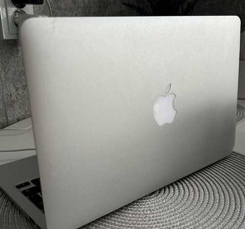 Apple macbook air 2011