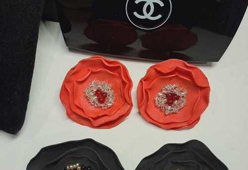 Серьги цветы в стиле Chanel