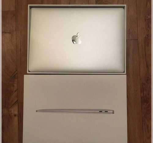 Apple MacBook Air 13 2020 M1 8GB 256GB