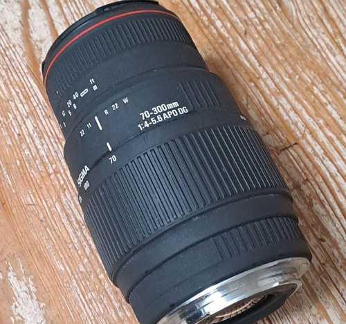 Объектив для Canon - Sigma 70-300 1:4-5.6 APO DG